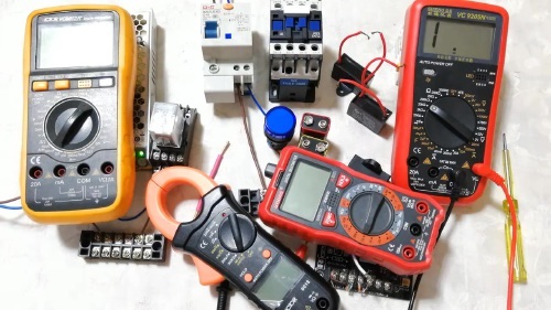 学电工必学万用表,别再问别人!老前辈教你搞定!