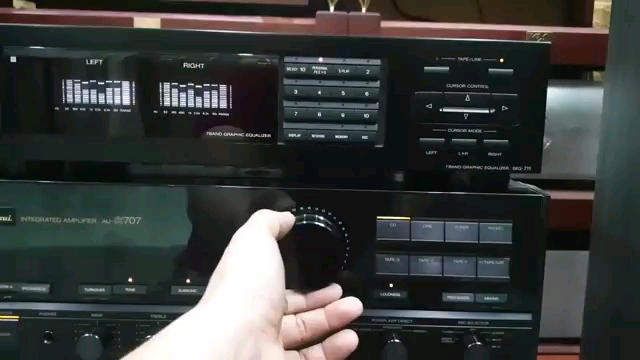 Sony SEQ-711均衡器搭配 Sansui 707功放推BOSE 701,声音力度好