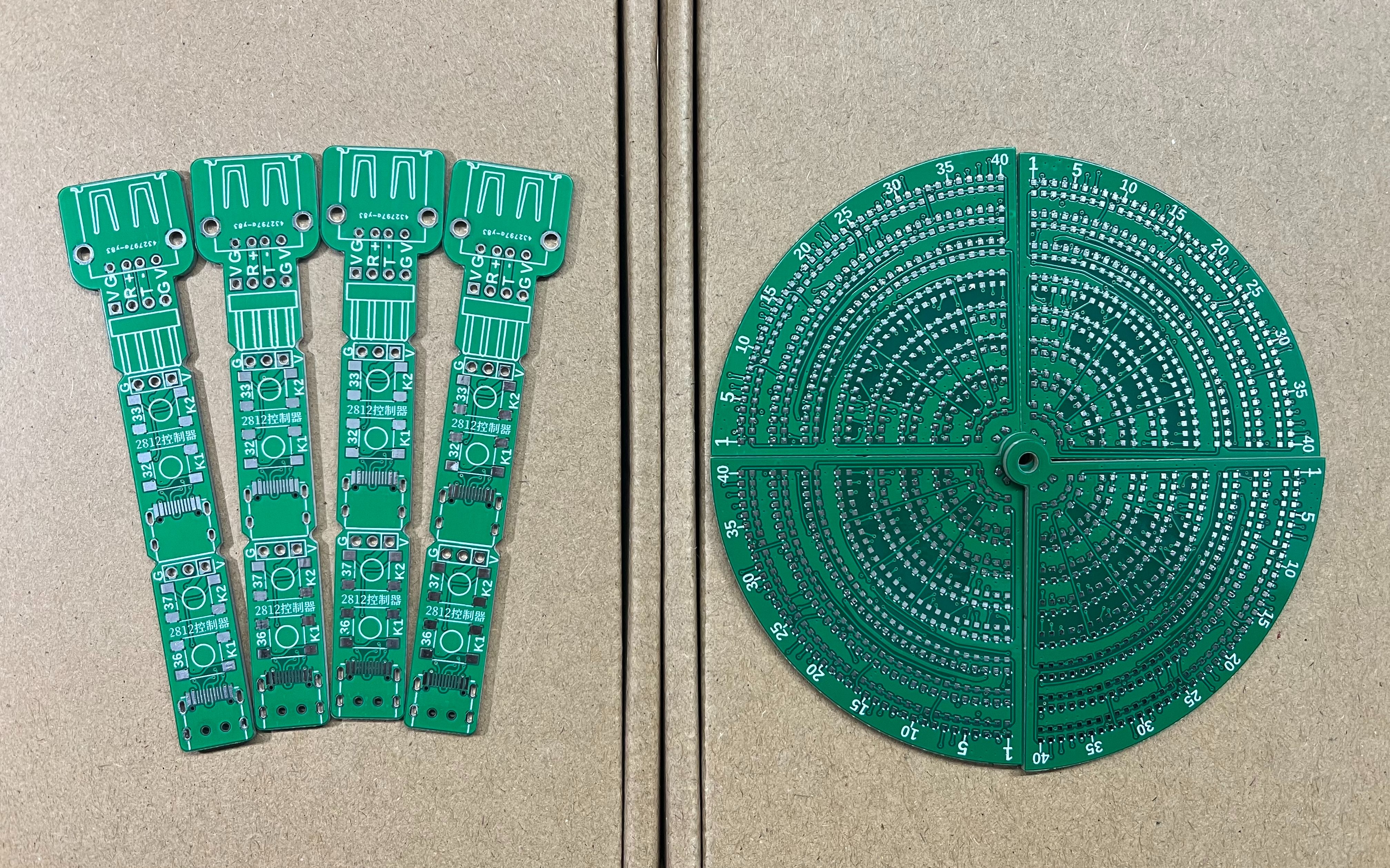 开箱两个钢网和PCB