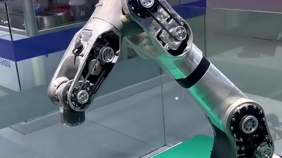 国产7轴工业机器人内部结构首曝光,中国制造太强了,老外都羡慕