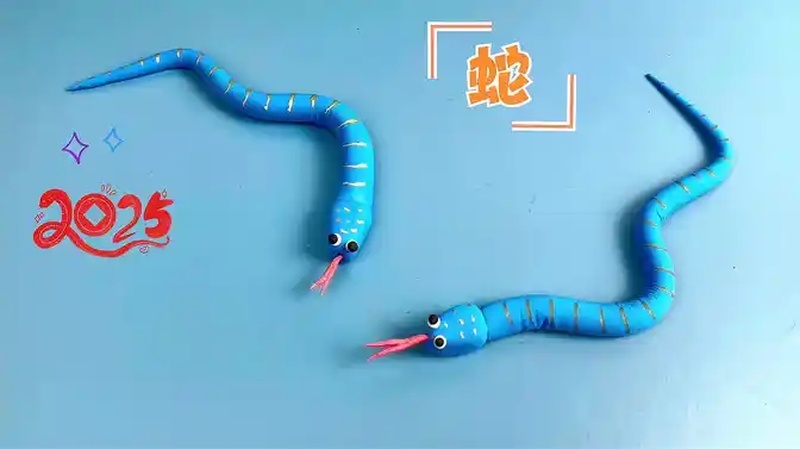 黏土简单手工教程,用粘土捏制一条简单的小蛇,2025蛇年主题手工