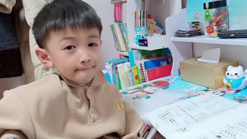 你家孩子算数时扒拉手指头吗?我家宝宝数手指头算数很流利!