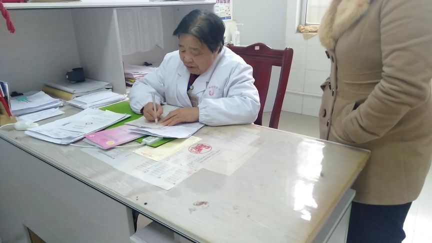 女性产后和刚出生婴幼儿怎样护理?少一步都不行听听专家怎么说?
