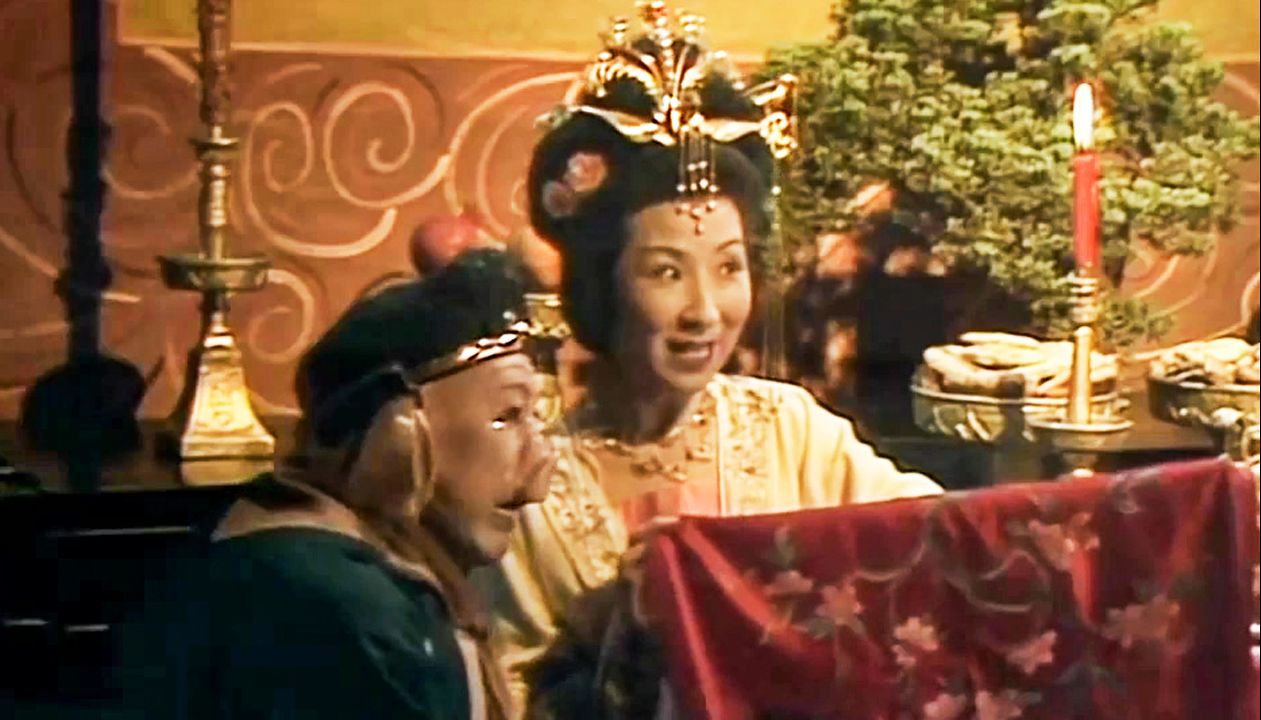 英文版《西游记》猪八戒撞天昏 男女2人英语配音素材两人英语消音...