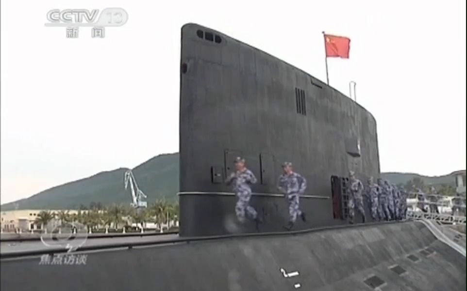 中国372潜艇遭遇海水断崖