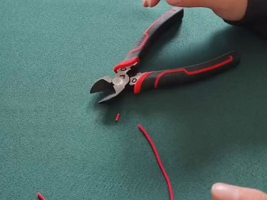 斜口钳的使用技巧