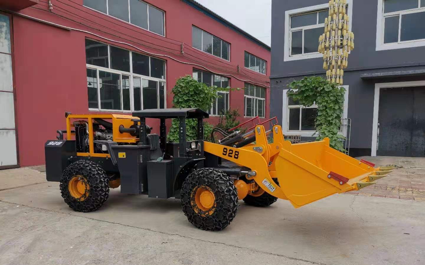 矿山井下装载机 井下用铲车实拍视频