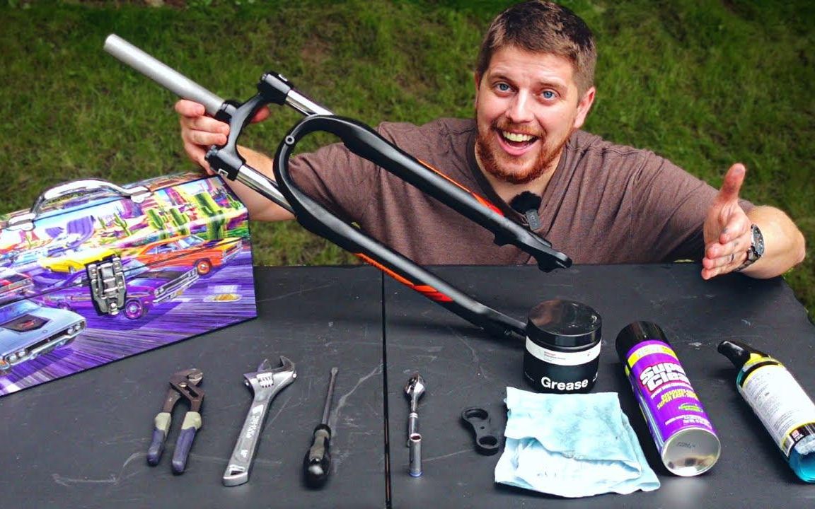 维修 SR Suntour 山地自行车避震叉 | 保养与维修