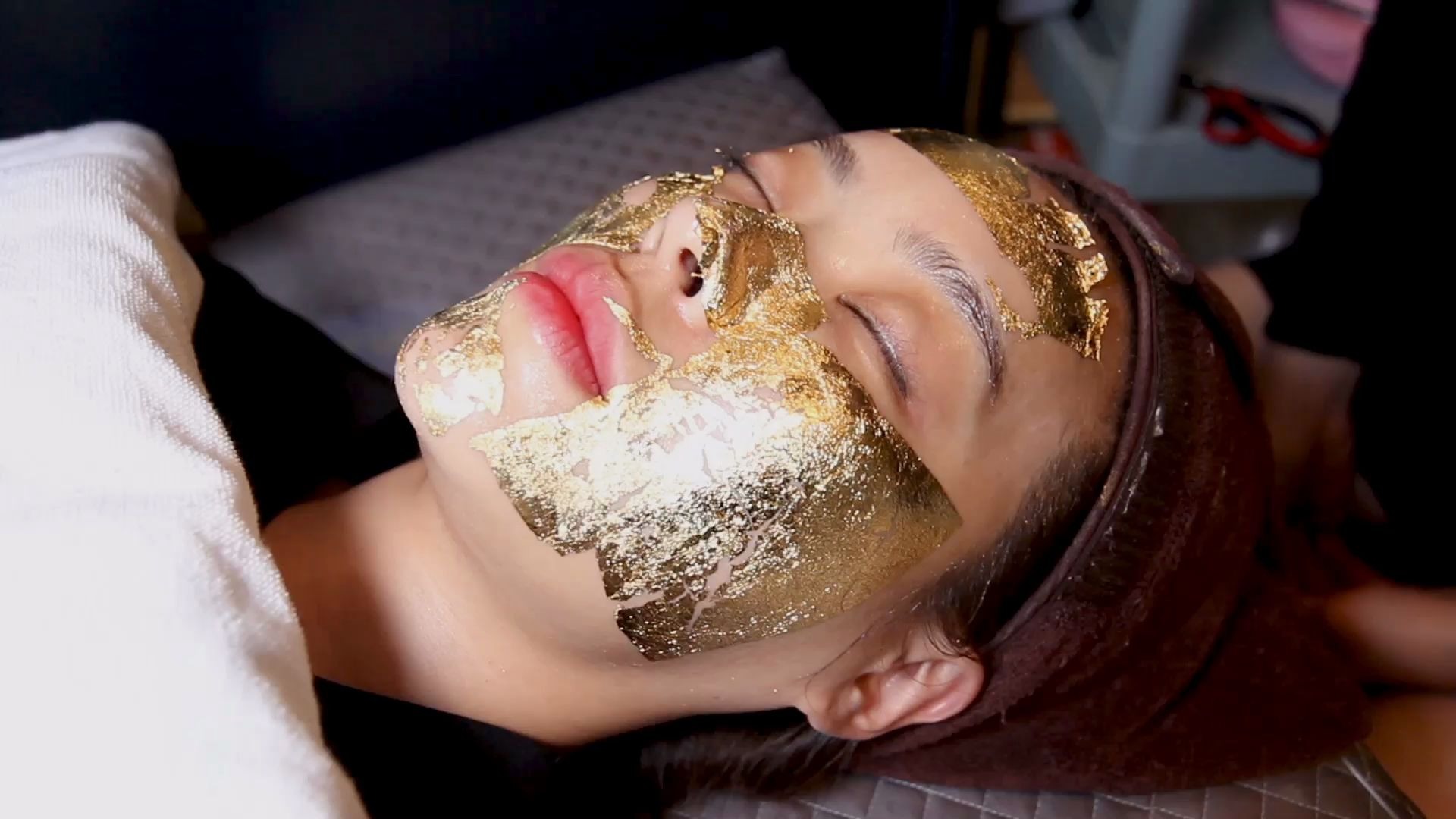 黄金焕肤管理-肌肤排毒提亮