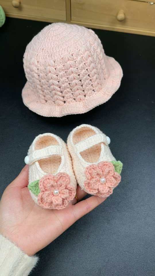 钩针宝宝鞋编织婴儿鞋