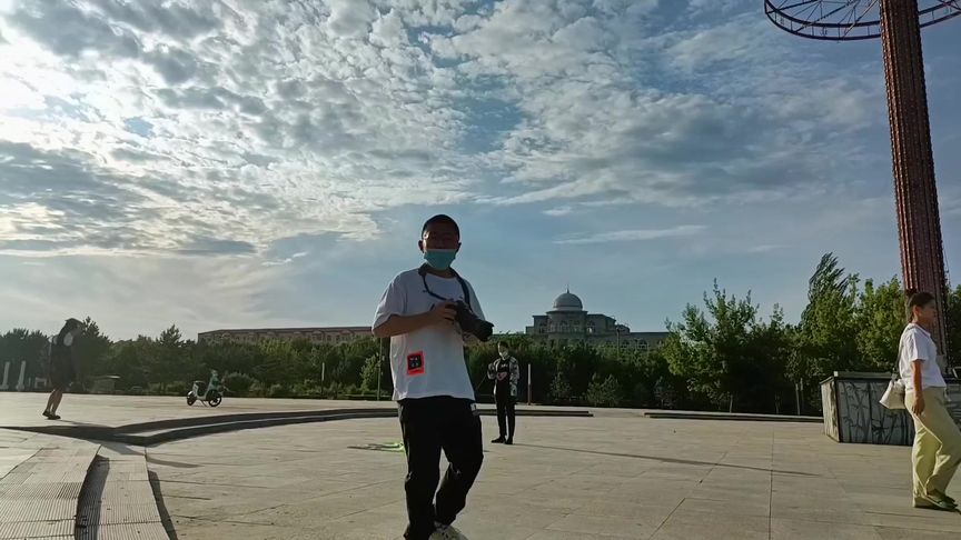 暴力测试,大疆稳定器自动跟随功能(画面是由云台自己移动的)