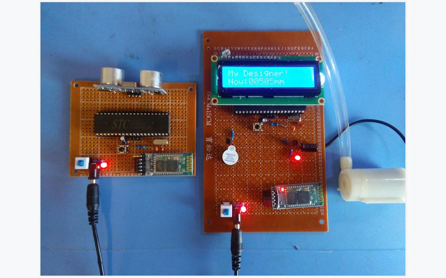 基于51单片机的液位远程监控器设计蓝牙主从机检测超声波测距测量...