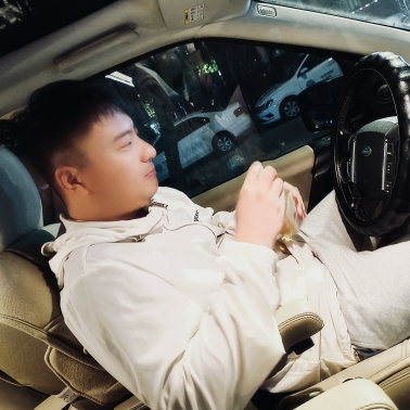 情感十年以上工作者 