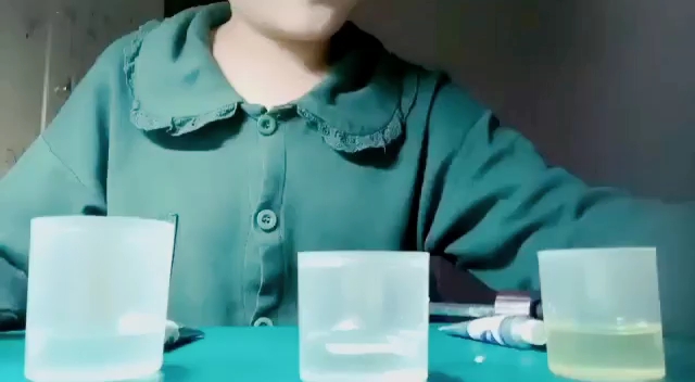 物理实验—自制“鸡尾酒”(学生作品)