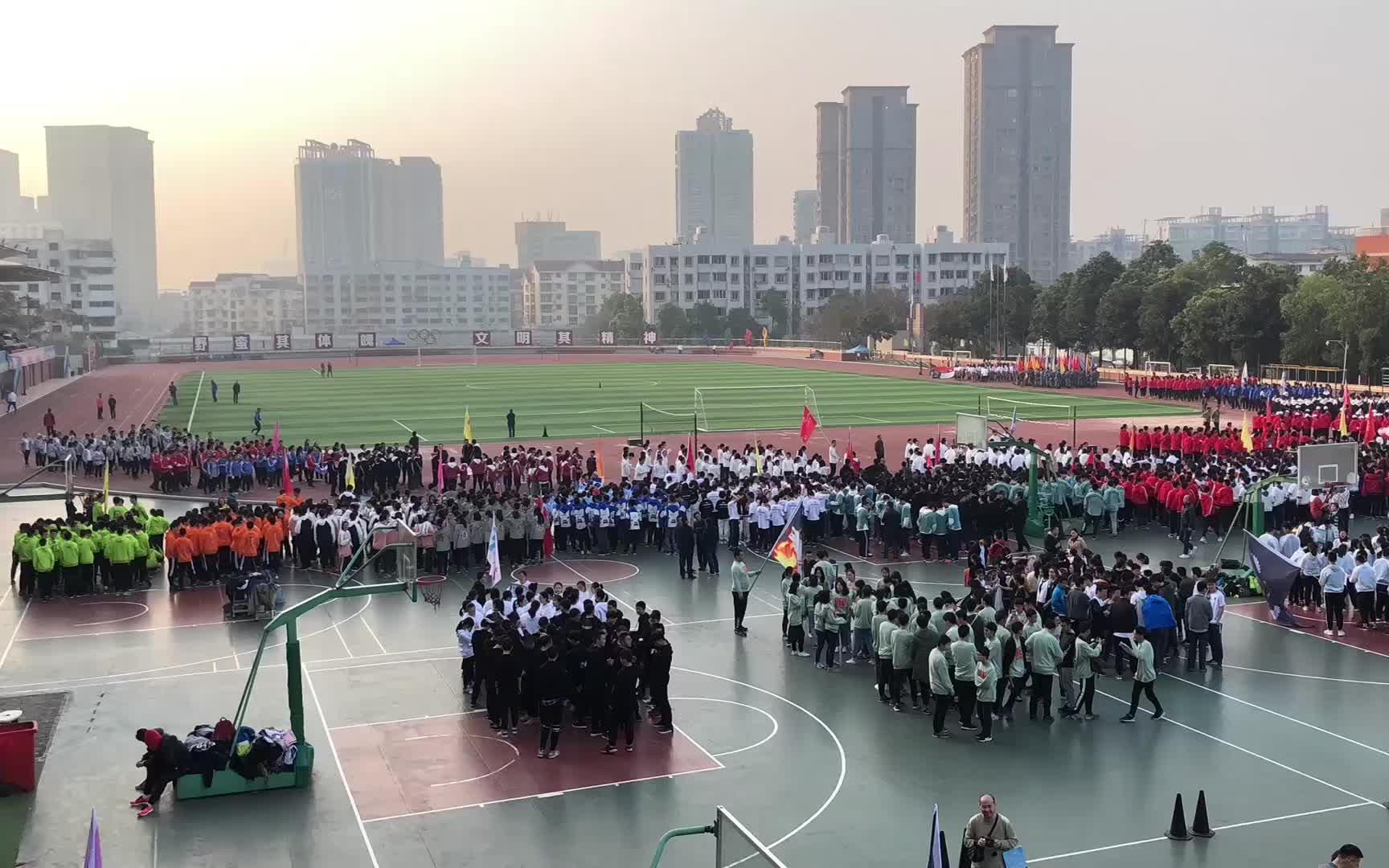 春溢——《绵阳中学2018春季田径运动会专题纪录片》