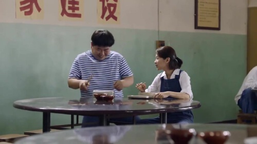 亲爱的爸妈:智爸用鱼汤教育女儿的挑食问题!