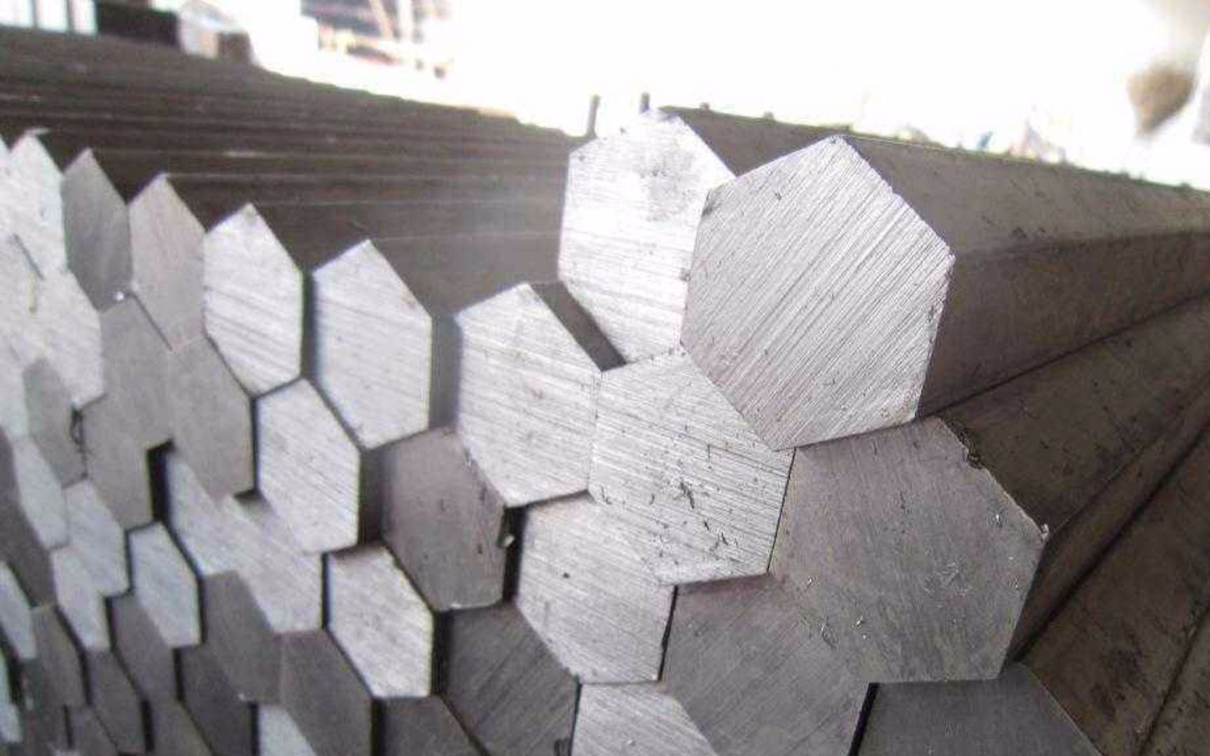 用途最广泛钢种之一碳素钢(A3/Q235)