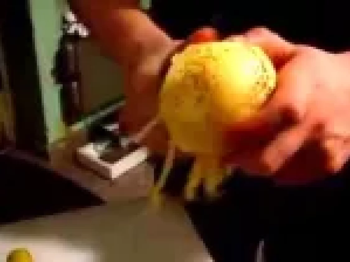 削苹果手法,(用梨演示)
