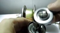 球形门锁更换锁芯过程