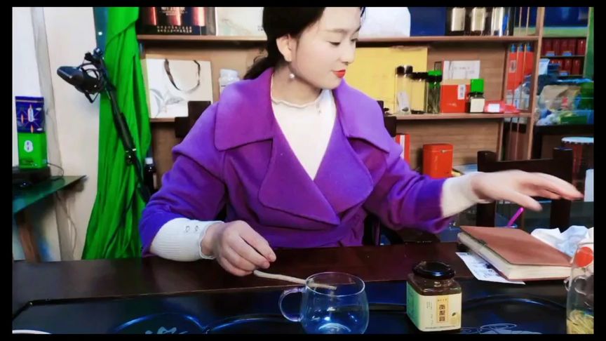老少皆宜的梨膏,枇杷膏,咳嗽嗓子疼有功效