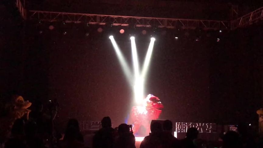 舞狮开场#演出现场 #创作灵感 #演出 #现场直击 #迎新晚会