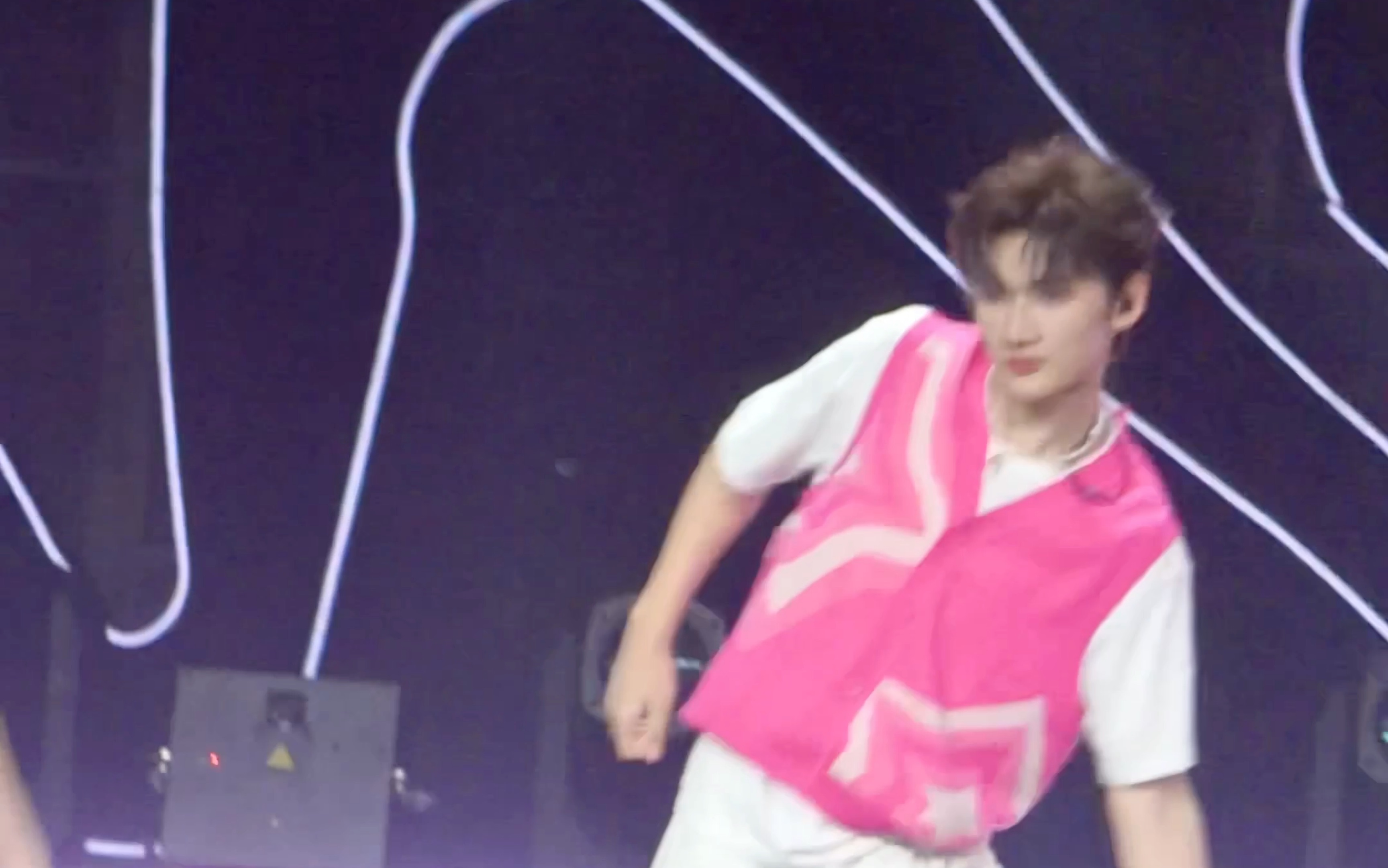 【余宇涵】女团舞!《初智齿》高清直拍 让我们不顾一切 230813