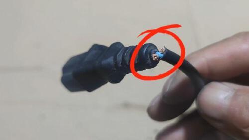 电线插头根部破皮,断了一根线怎么办?老电工教你正确的修复方法