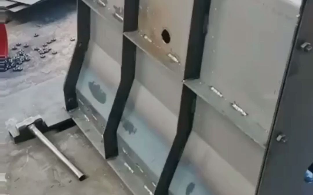 预制水泥混凝土隔离墩钢模具公路中央防撞墙墩分隔带钢模厂家定制