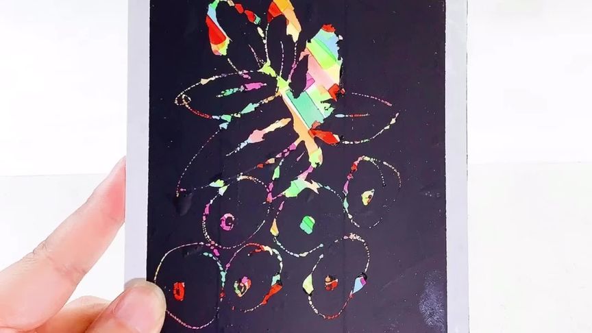 自己做彩色刮画卡的方法,能刮出好看的图案,简单有趣