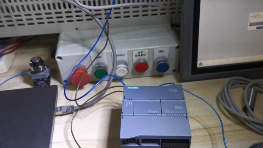 西门子1200系列PLC知识分享连载3中间继电器无PLC的接线