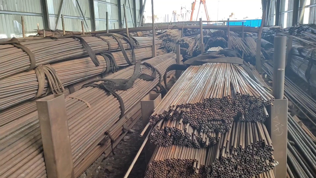 20钢小口径无缝钢管视频