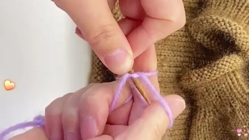编织教程:卷边毛衣起针方法