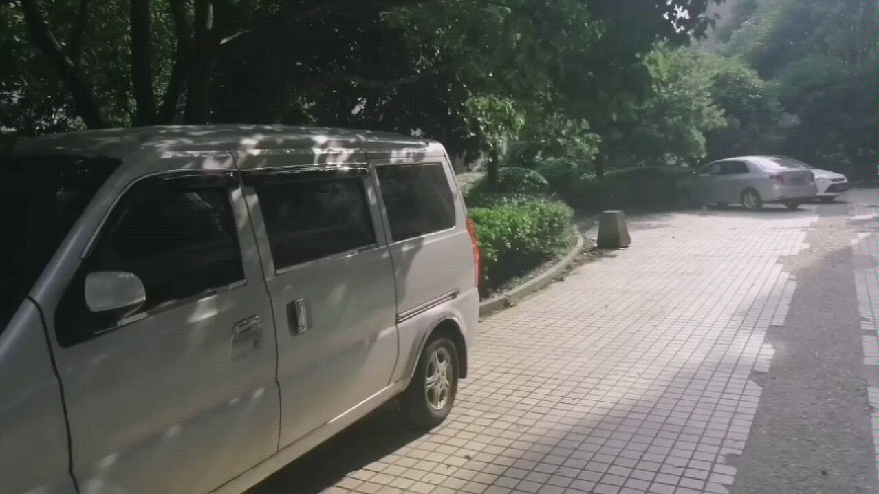 面包车改床车,改床车最高境界就是无损改装…