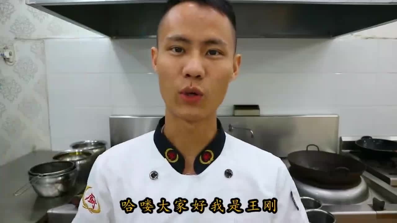 厨师长教你“蒜香排骨”的家常做法,看得口水直流,先收藏了