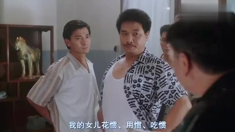 桌上的钱,你一只手能拿多少,就拿多少走