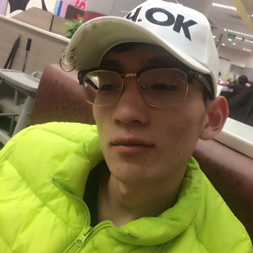 玥玥奶爸 