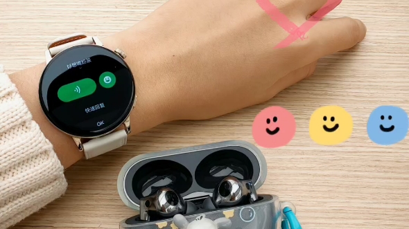 纠结好久,最后还是买了gt3,有微信语音回复功能,真的很实用呢