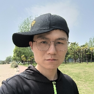 衣上酒痕诗里字君 