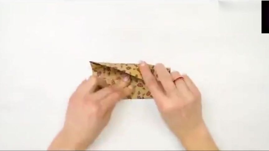 1分钟学会简单盒子的折法,分类整理效果棒棒哒