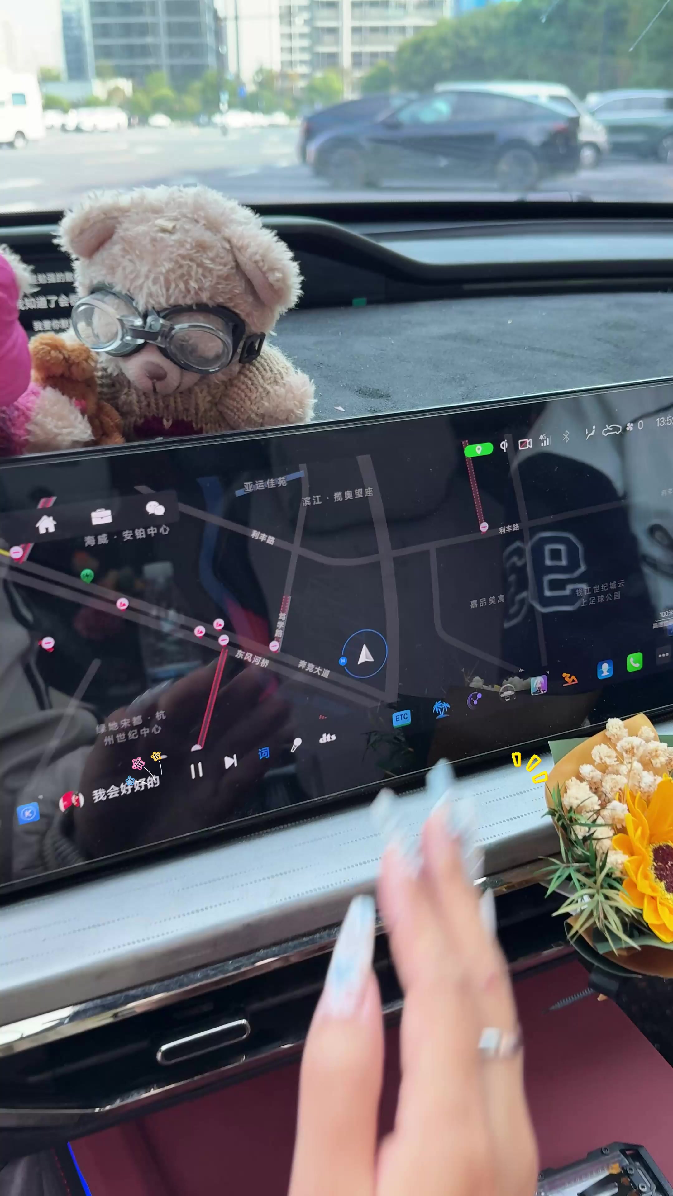 刚提长安的车友可别忘了把行车记录仪内存卡装上!不然后期有点事情...