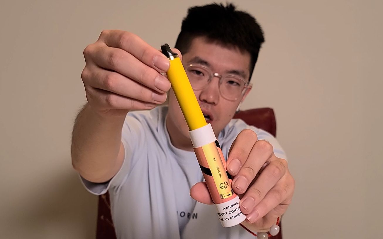 一次性电子烟网红产品 PUFF BAR 最新一代 PUFF FLOW 开箱测评