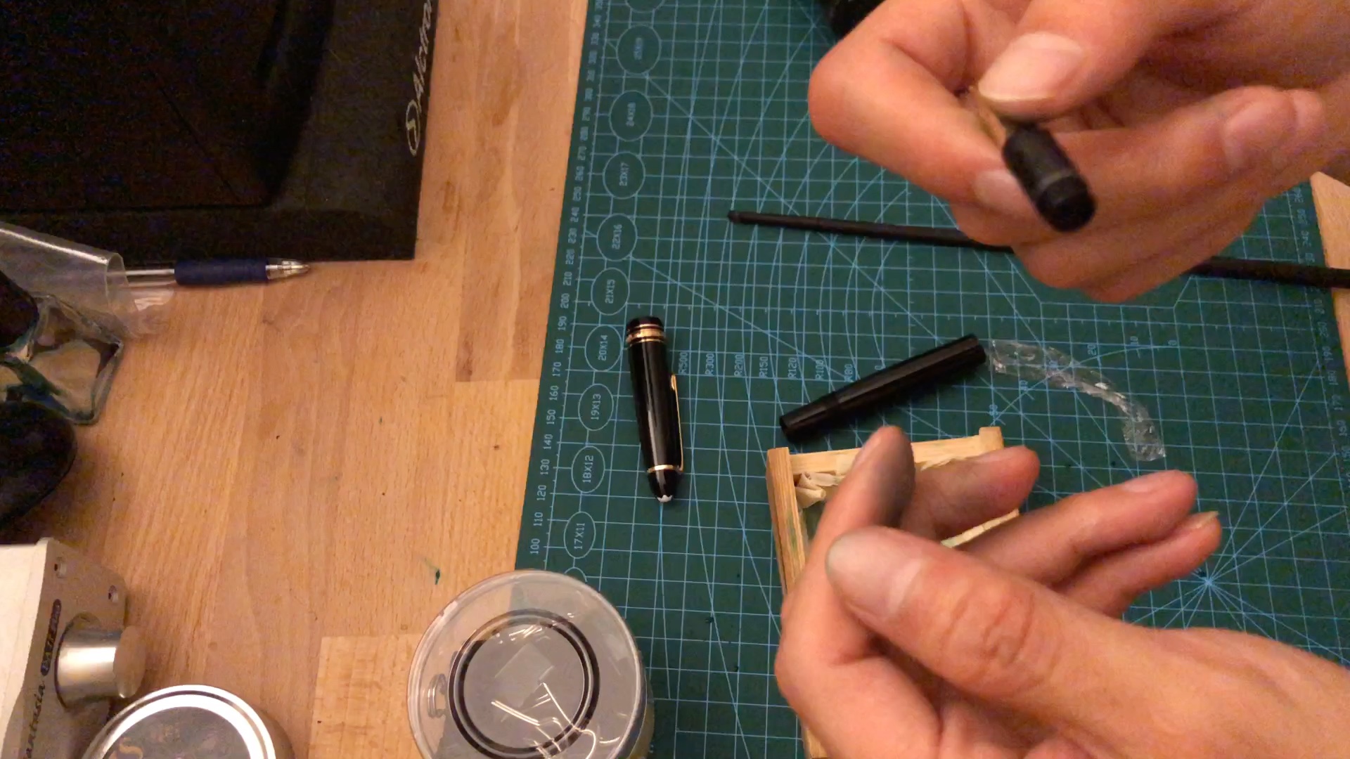 万宝龙活塞钢笔的独特拆解