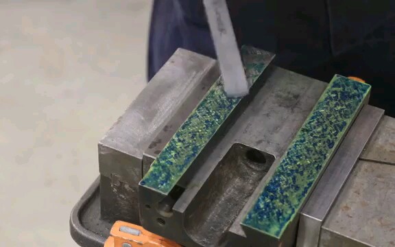 车床复活:小拖板刮研 Scraping a Lathe Compound Slide- Monarch ...