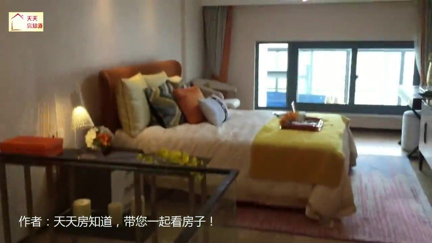 5米层高loft房产,建筑面积45平,开发商精装样板房!