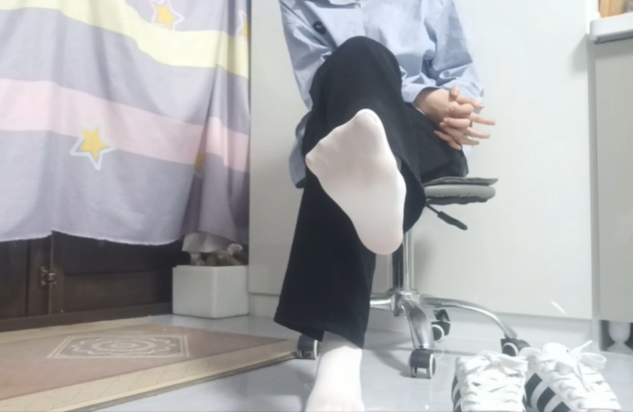 俯卧撑锻炼开始了