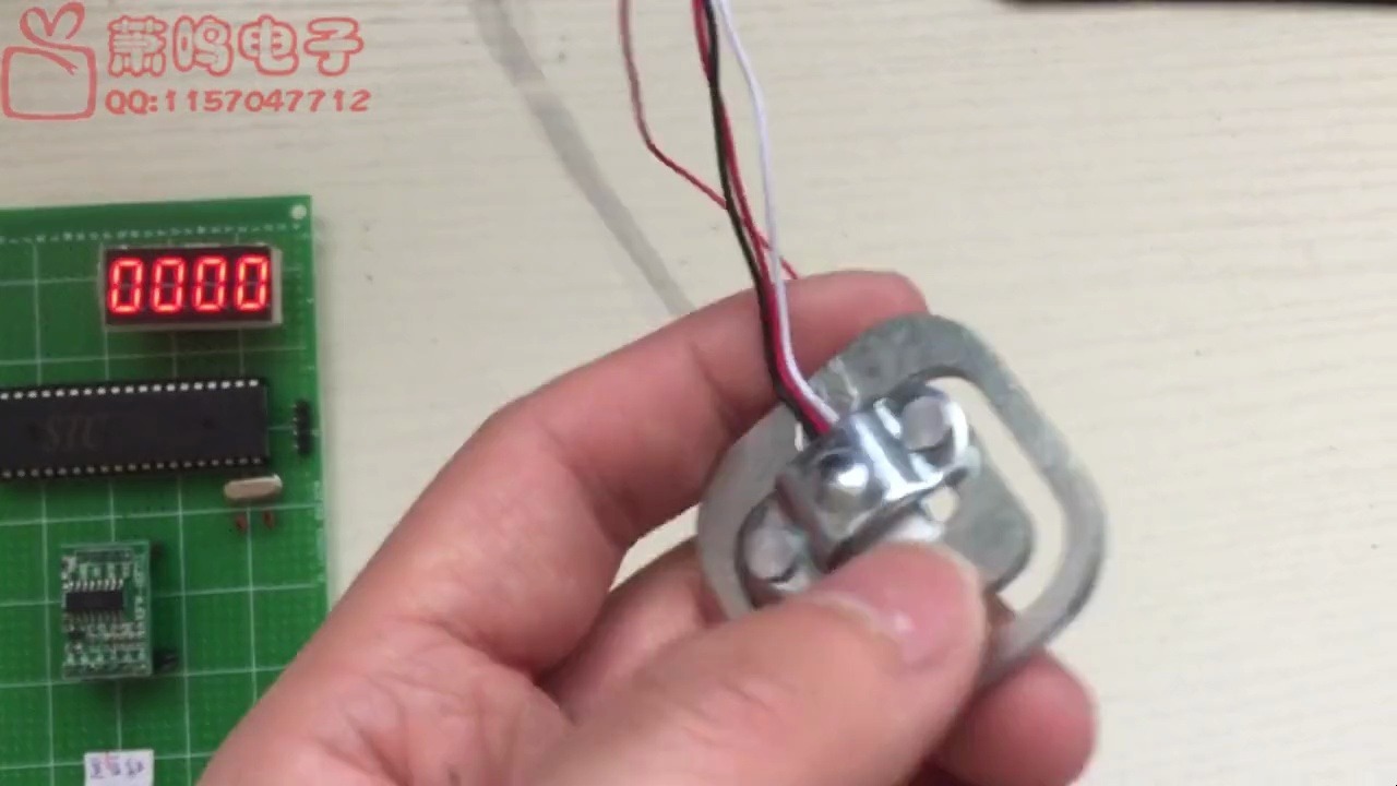 51单片机的电阻应变仪