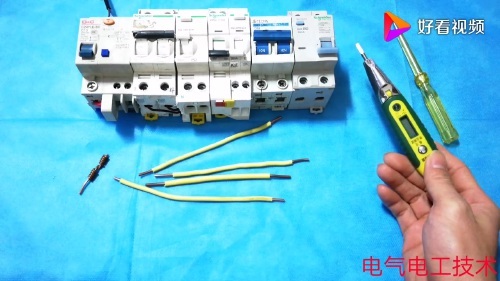 电笔你只会用来验电?太浪费,学会这3招,再也不舍得放下电笔了