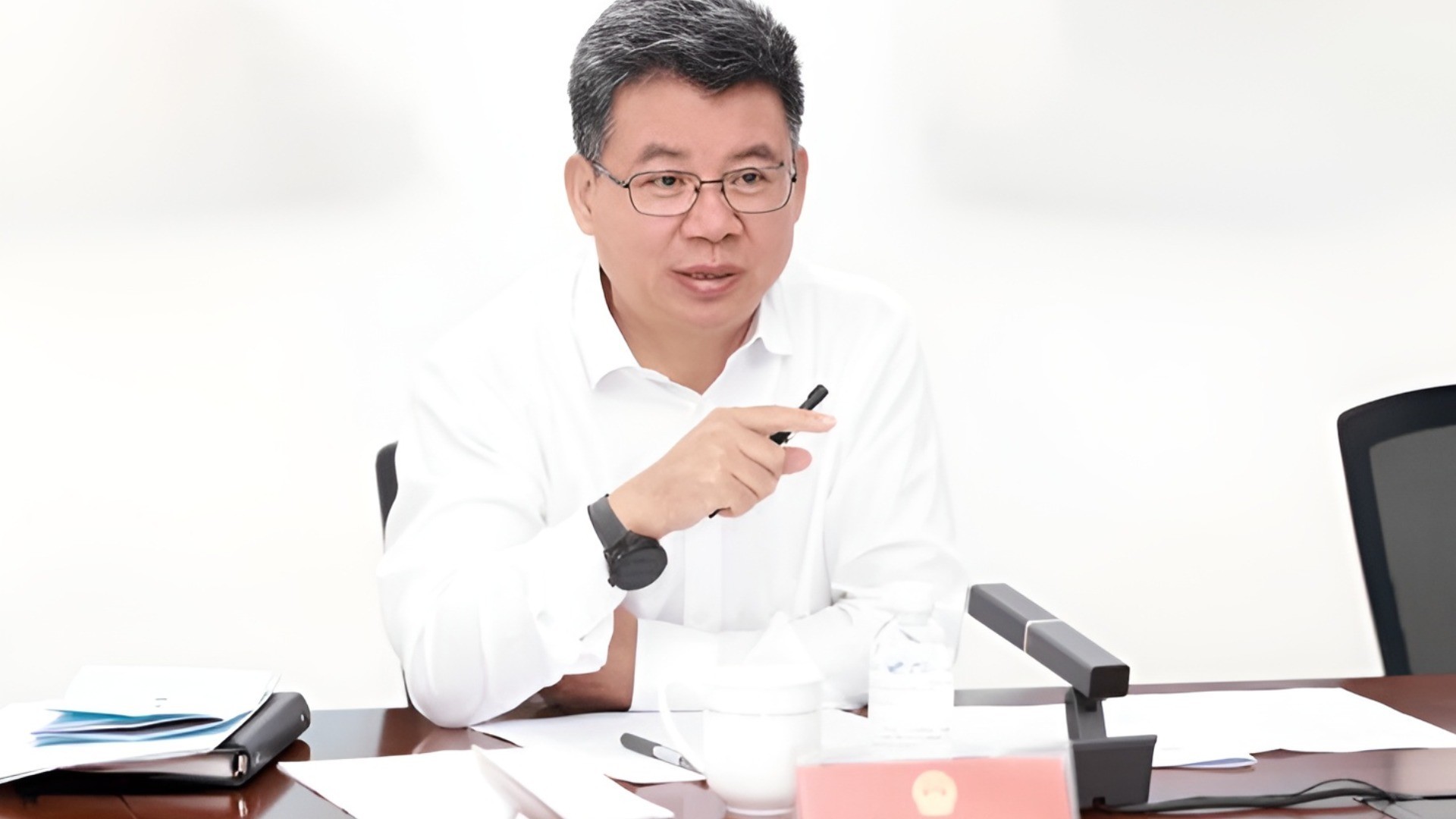 暨军民,已任职杭州