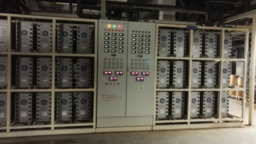 旧系统EDI膜堆维修安装完成,出水水质杠杠的,水质电压如新。