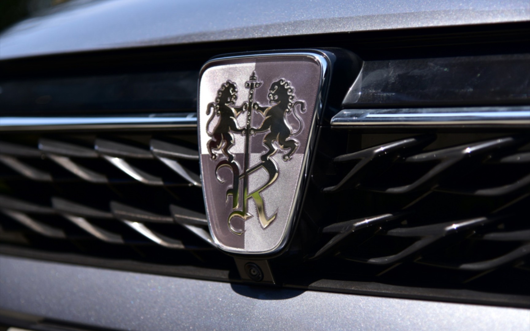 荣威2021全新i5,自动钻石版,驾照已六年的新手司机,第一次路试。